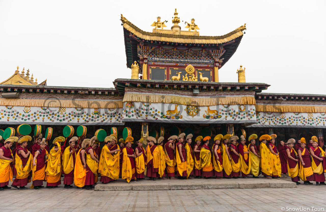Top 10 Tourist Attractions in Amdo and Kham Tibet - SnowLion Tours